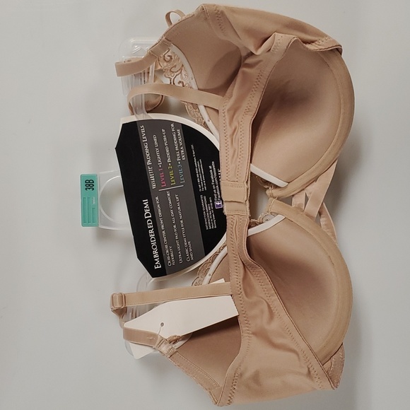 vassarette | Intimates & Sleepwear | Vintage Vassarette Embroidered ...